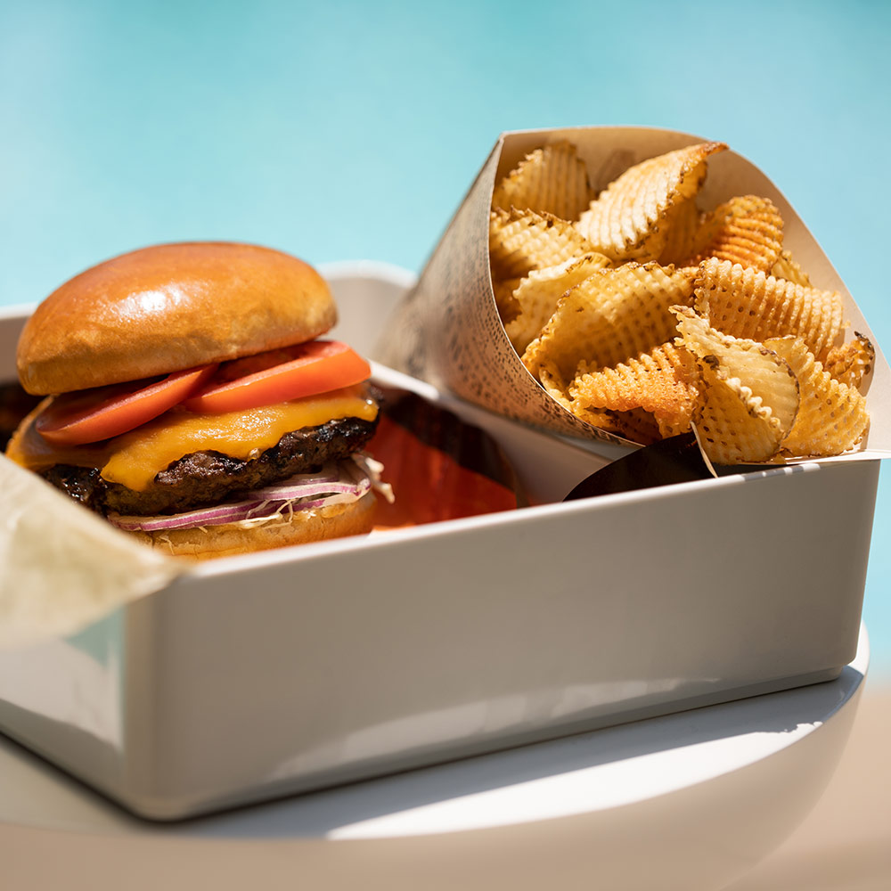 A Refreshing Oasis - Westin Anaheim Resort | Bella’s Splash Pool Bar